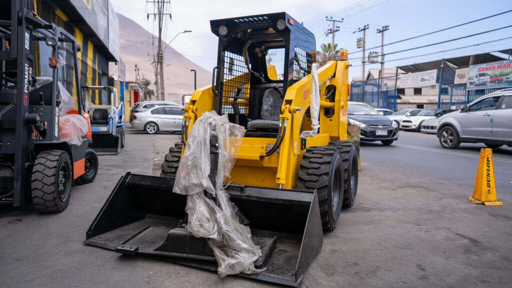 BOBCAT 1236 - INTER-RUEDAS