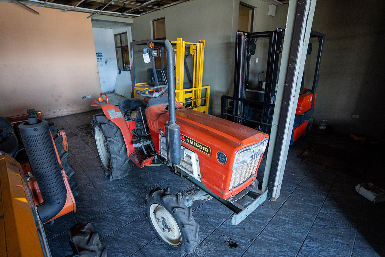 Tractor 993 - INTER-RUEDAS